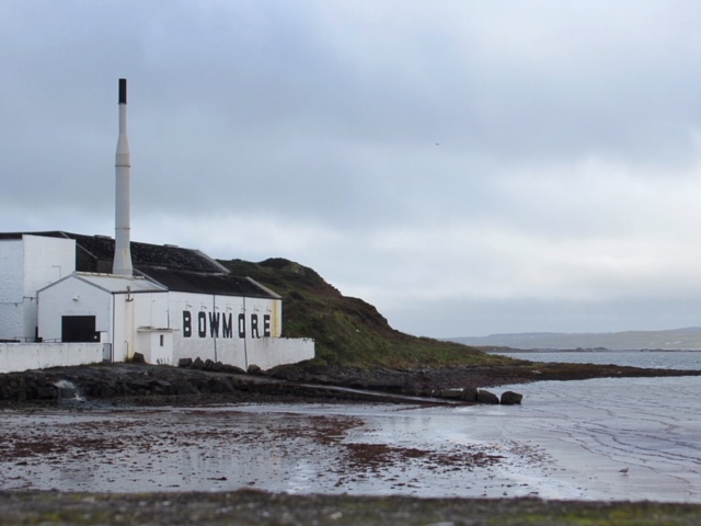 Bowmore: Distillery Tour – thewhiskeywench